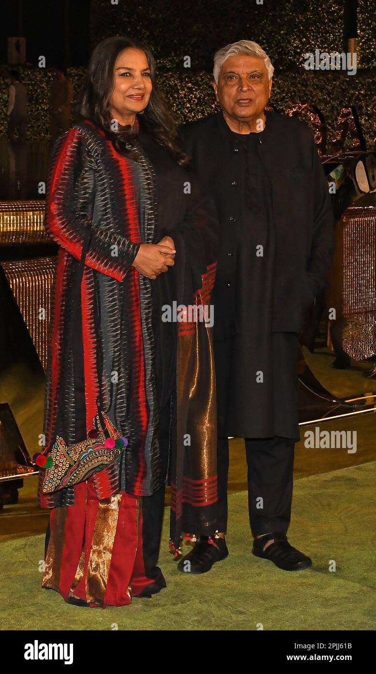 Mumbai, India. 31st Mar, 2023. L-R Bollywood actress Shabana Azmi and ...