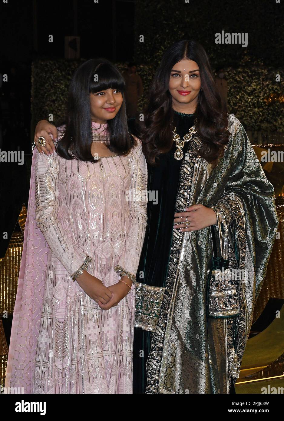Aishwarya Rai Bachchan Aaradhya Bachchan Abhishek Bachchan Aishwarya Rai Bachchan Aaradhya Bachchan Abhishek Bachchan