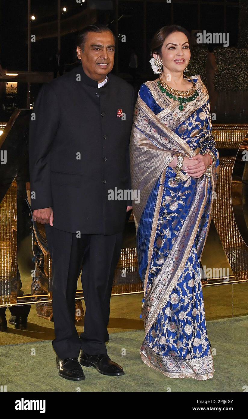 Mumbai, India. 31st Mar, 2023. L-R Indian billionaire businessman ...