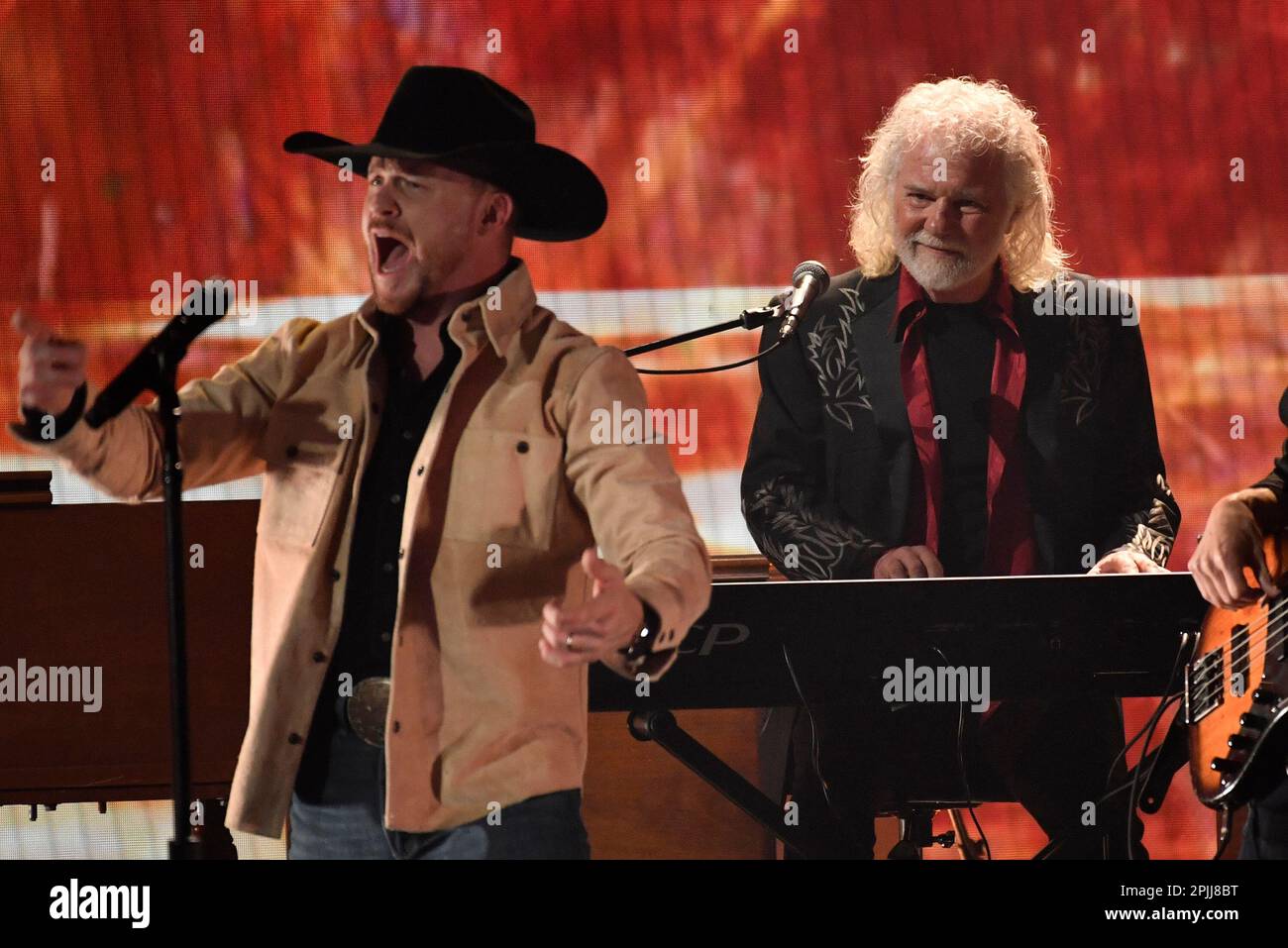 Cody Johnson, left, and Chuck Leavell perform during a Lynyrd Skynyrd ...