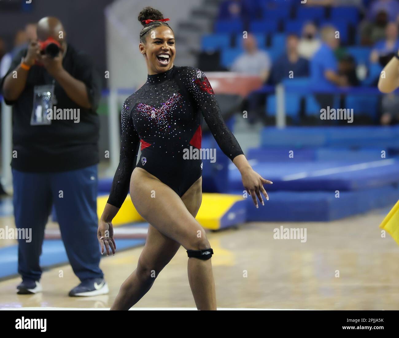 Los Angeles, OK, USA. 1st Apr, 2023. Utah's Jaedyn Rucker competes on ...
