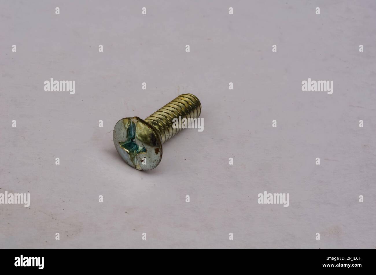 Truss Head Screw Stock Photo - Alamy