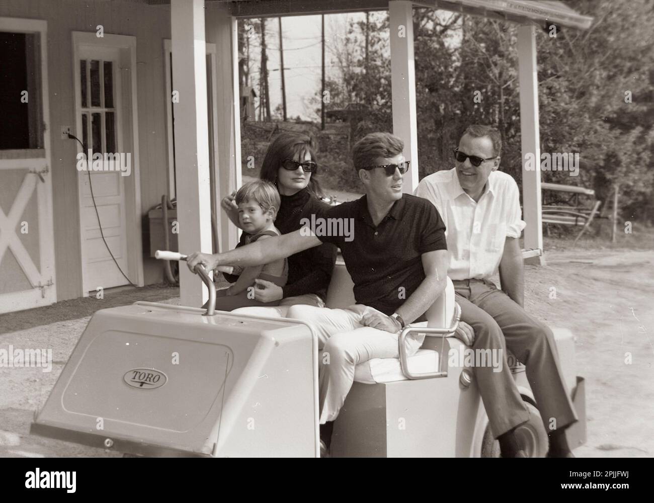 ST-C369-12-63 27 October 1963 Weekend at Atoka: President and Mrs ...