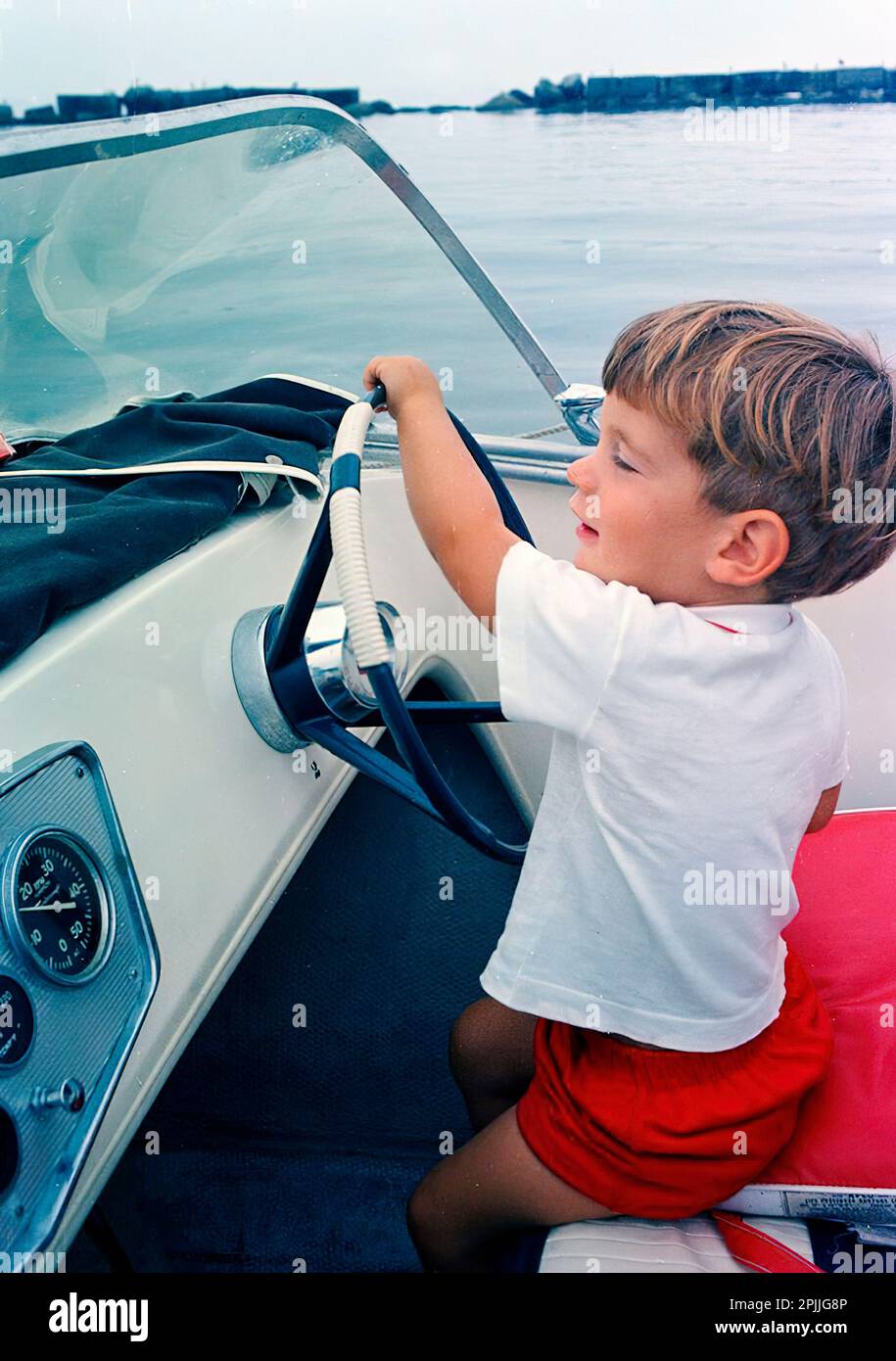 ST-C283-19-63 31 August 1963 Labor Day weekend at Hyannis Port: John F ...