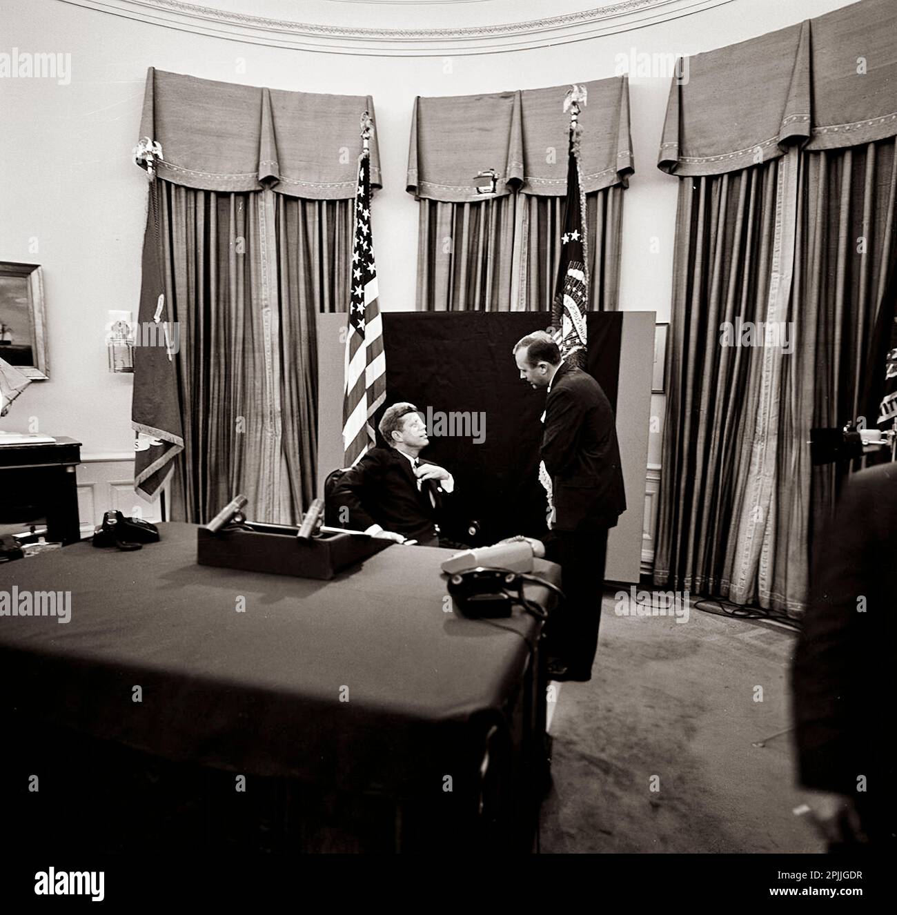 Jfk test ban treaty hi-res stock photography and images - Alamy