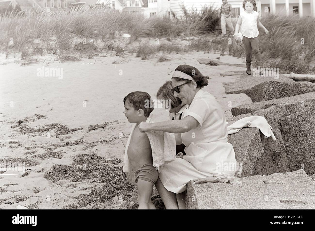 ST-C283-23-63 31 August 1963 Labor Day weekend at Hyannis Port ...