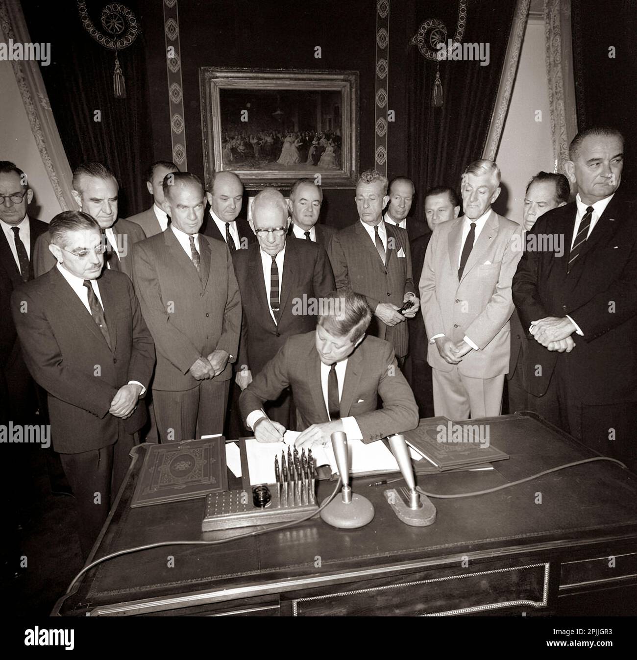 KN-C30112 7 October 1963 President John F. Kennedy signing the Nuclear ...