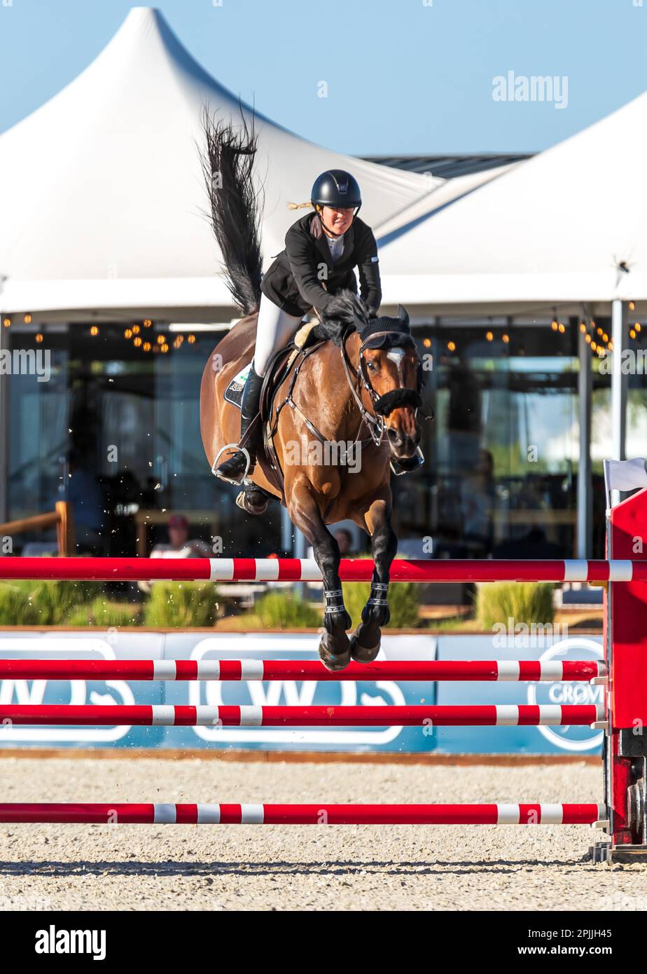Jacqueline Steffens-Daly from Canada competes at a Major League Show ...