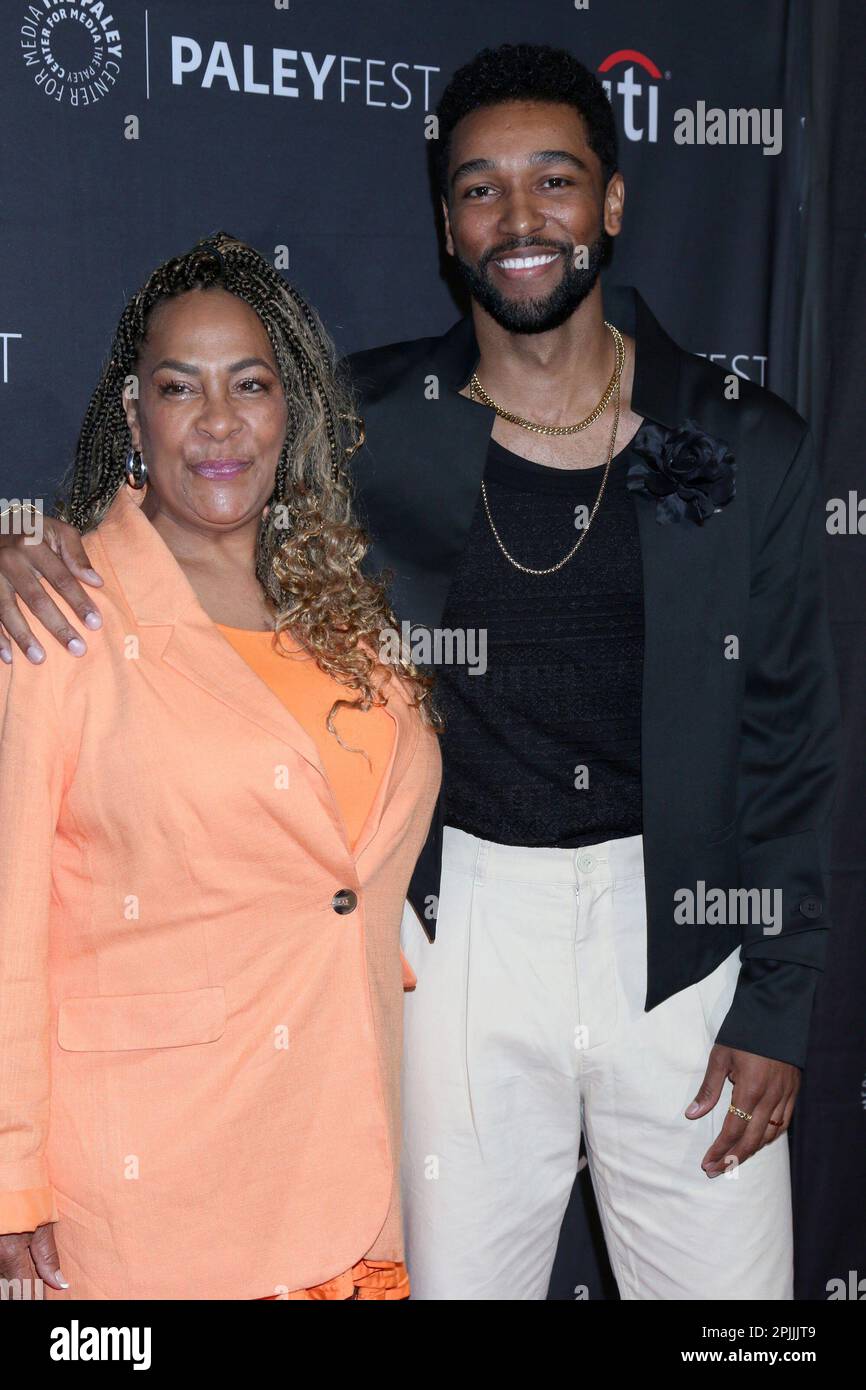 Los Angeles, CA. 1st Apr, 2023. Anthony Hill, mother at arrivals for ...