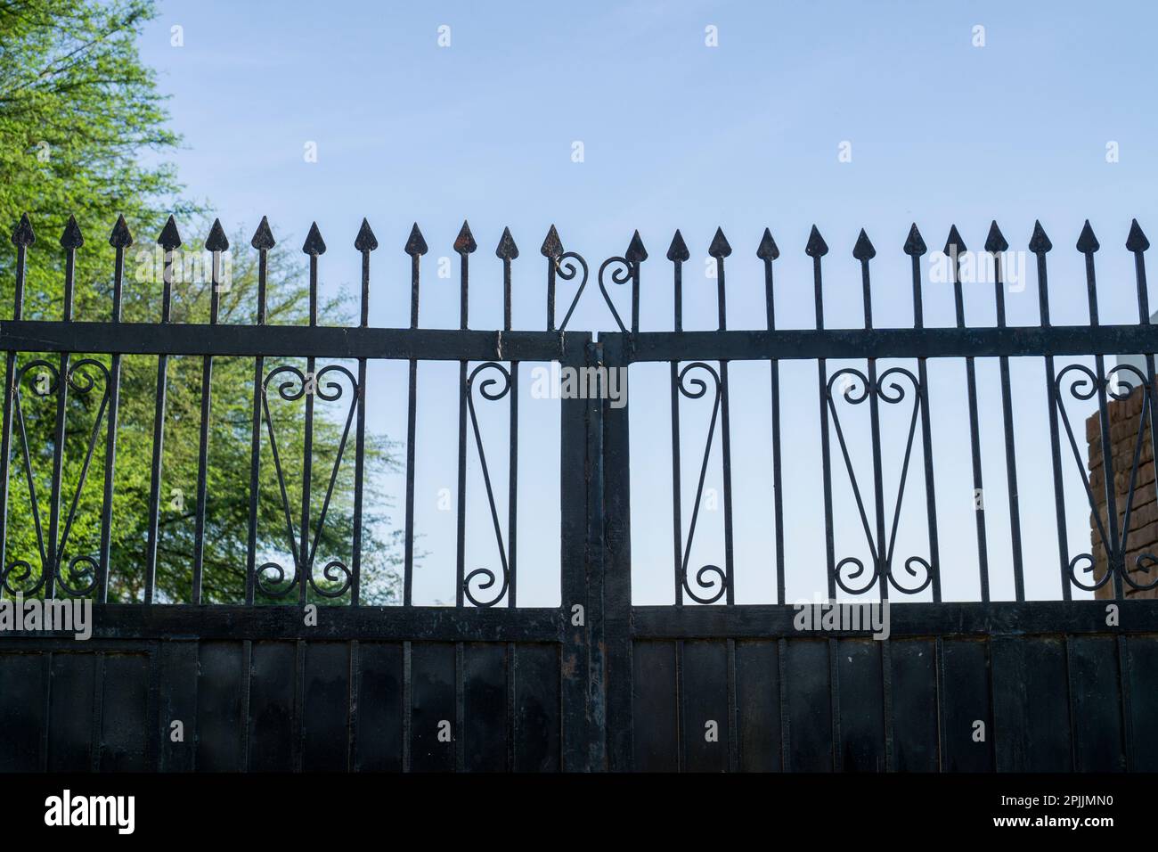 Ornate security gates hi-res stock photography and images - Alamy