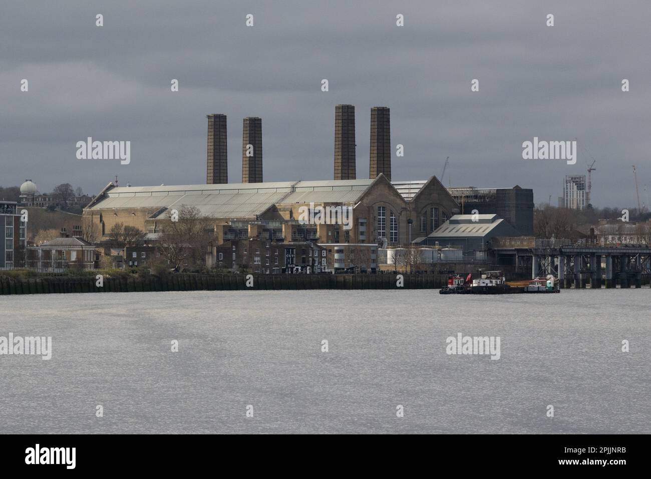 Power station view hi-res stock photography and images - Alamy