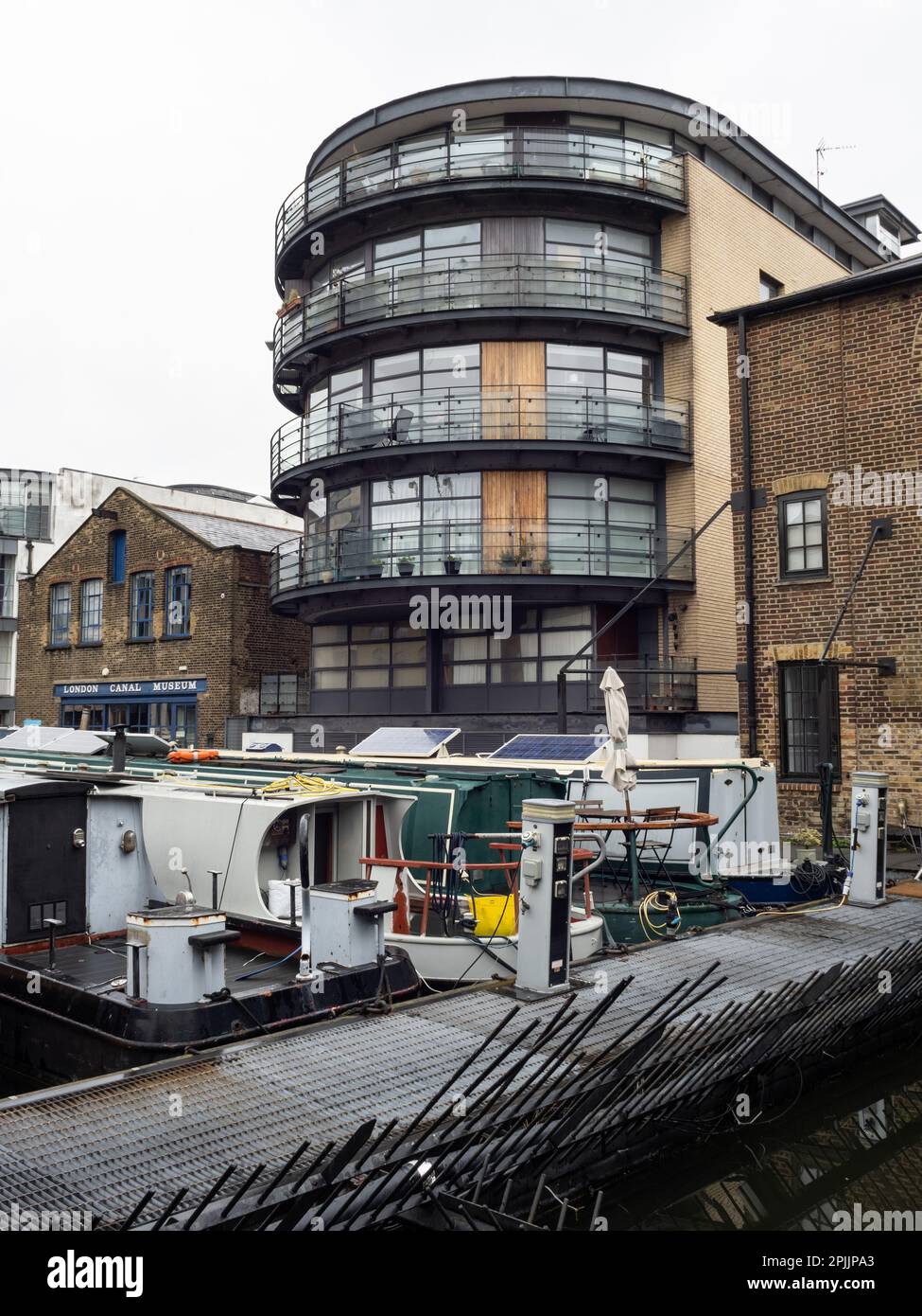 Regent's Canal and Canal museum Stock Photo - Alamy