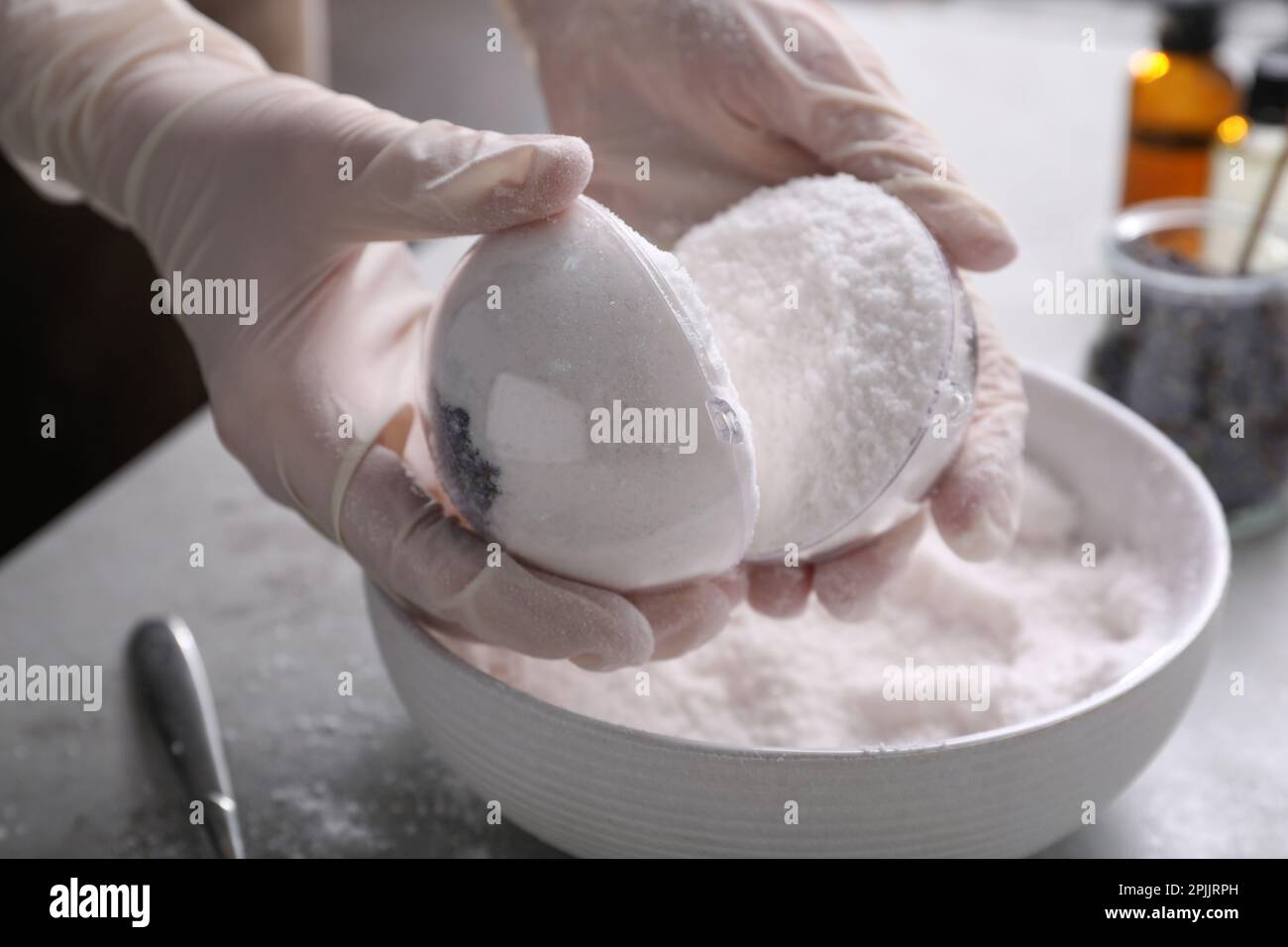 Grey mold plant hi-res stock photography and images - Alamy