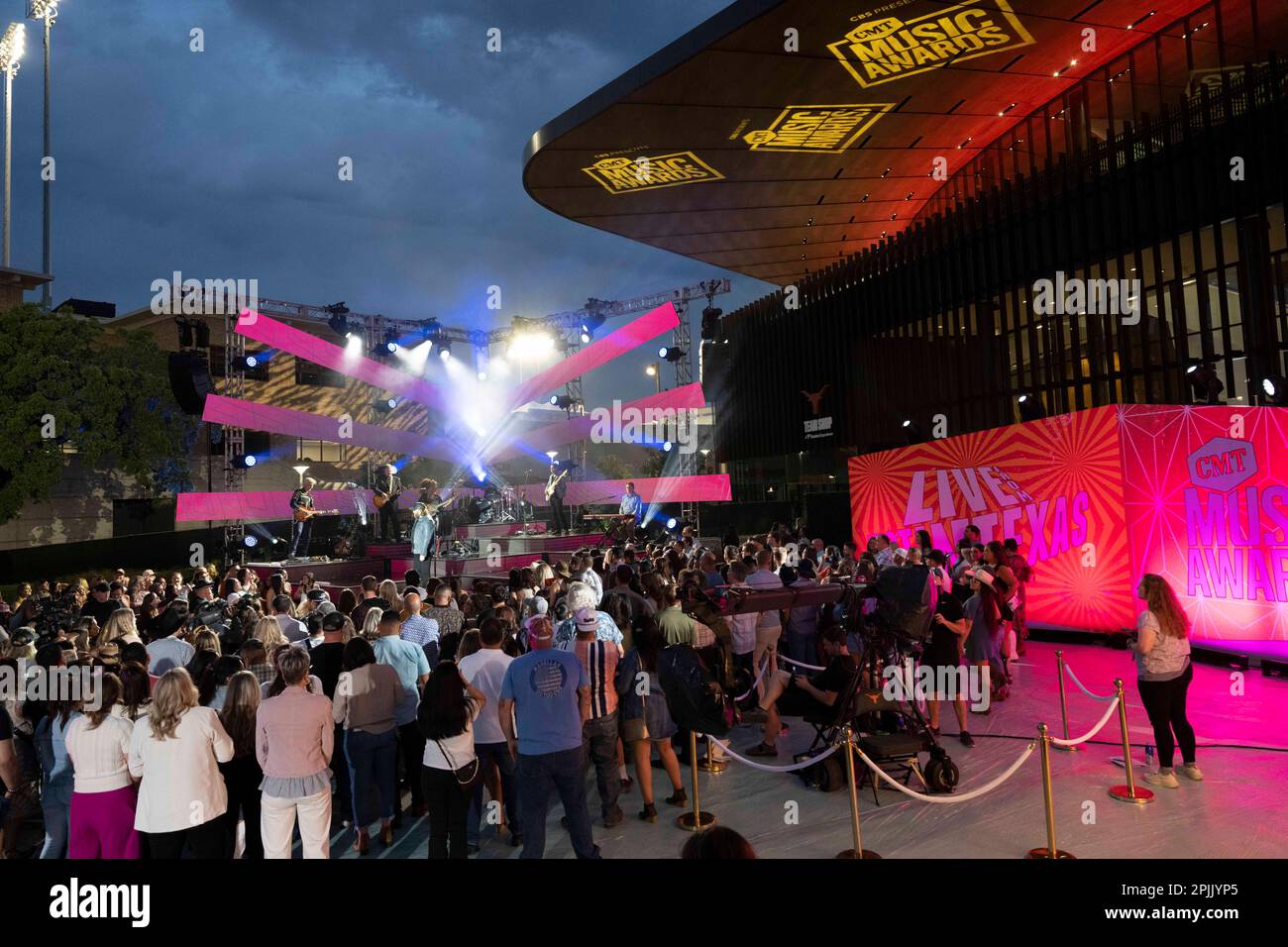 Austin Texas USA, April 1, 2023: Country singer NATE SMITH performs ...