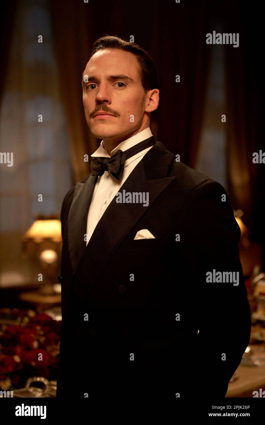 SAM CLAFLIN in PEAKY BLINDERS (2013), directed by STEVEN KNIGHT. Credit ...