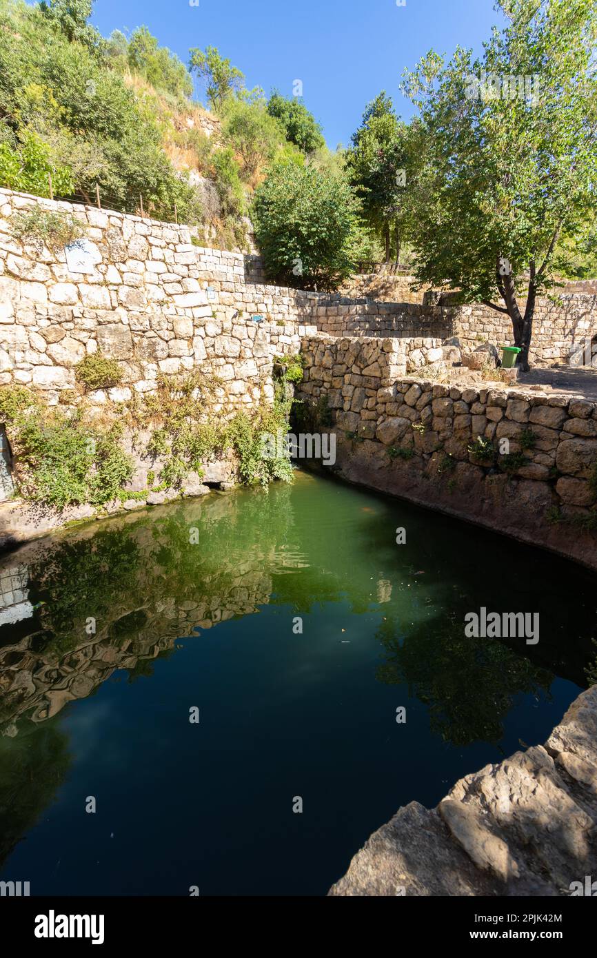 Ancient jewish bathing hi-res stock photography and images - Alamy