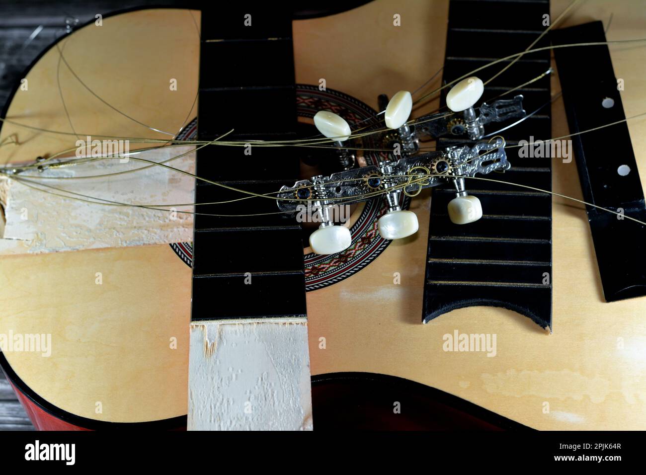 Smashed acoustic guitar hi-res stock photography and images - Alamy