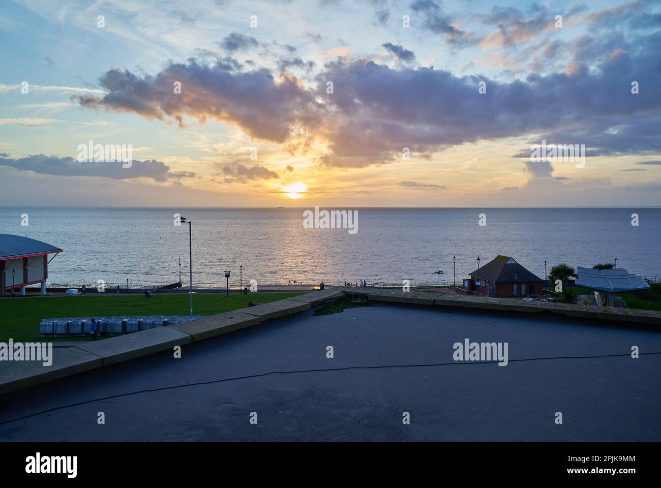 Sun setting over the Wash , Hunstanton, Norfolk, UK Stock Photo - Alamy