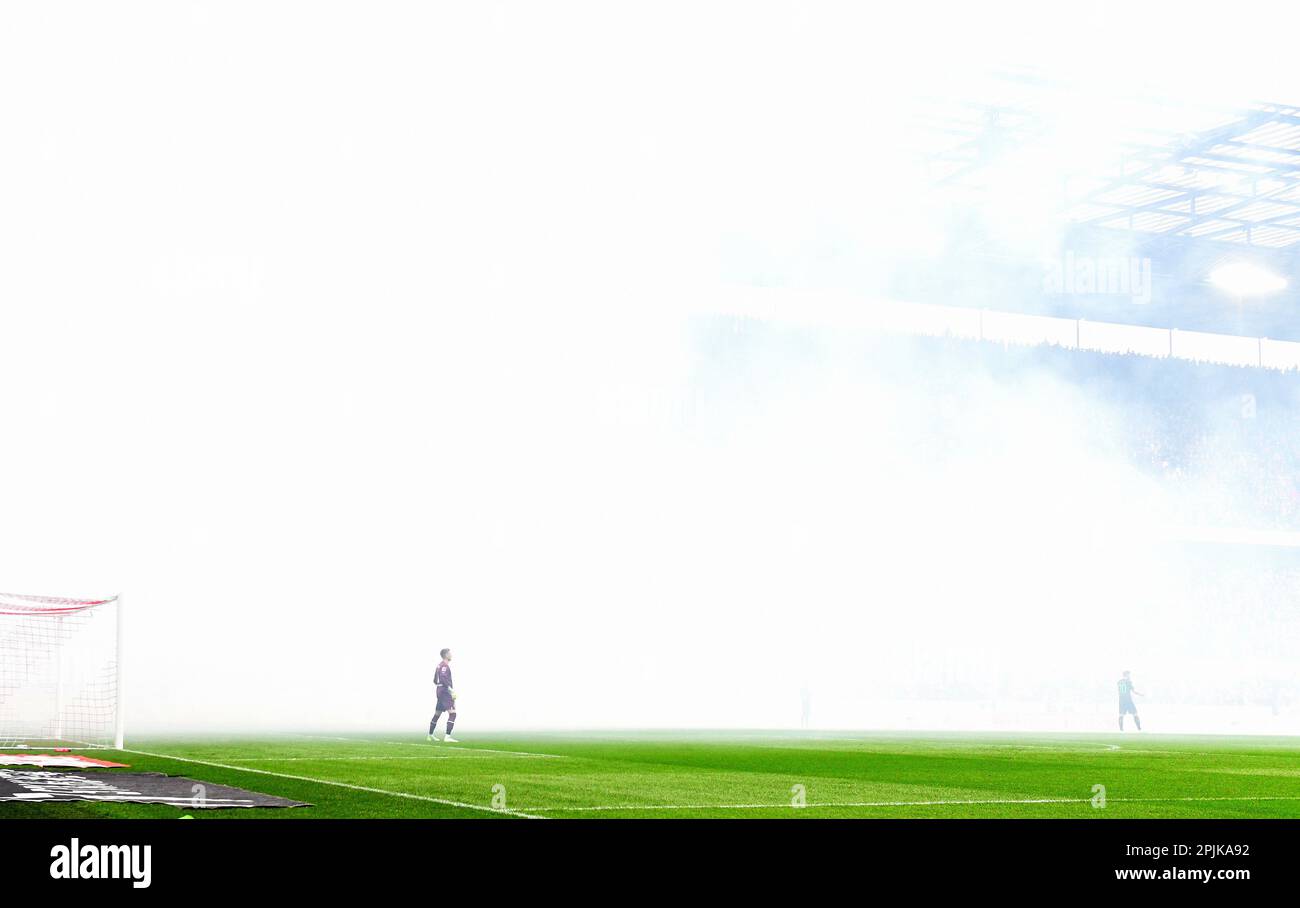 Bundesliga, Rhein Energie Stadium Cologne: 1. FC Köln vs Borussia ...