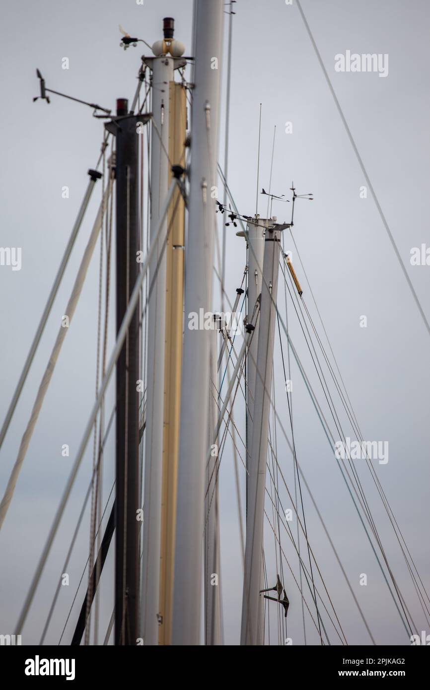 Antique ship compass stand hi-res stock photography and images - Alamy