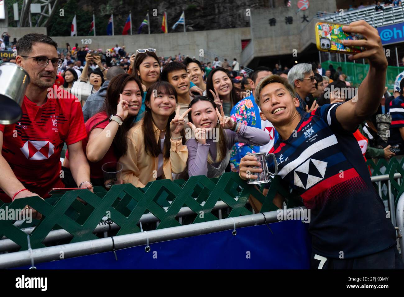 Hong Kong, China. 02nd Apr, 2023. Mak Kwai Chung (#7) taking selfie ...