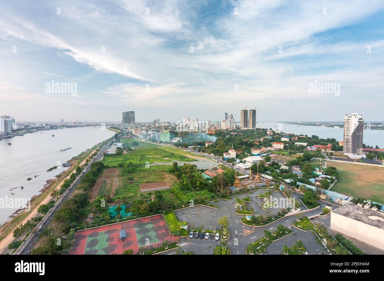 Looking northwards,Tonle sap river to the left and Mekong on the right ...
