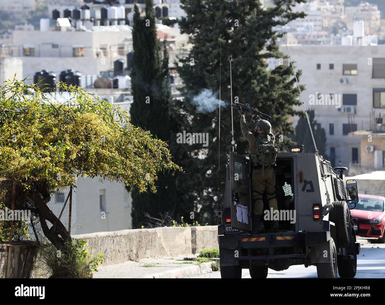 Nablus, Palestinian Territories. 03rd Apr, 2023. Israeli soldiers take ...
