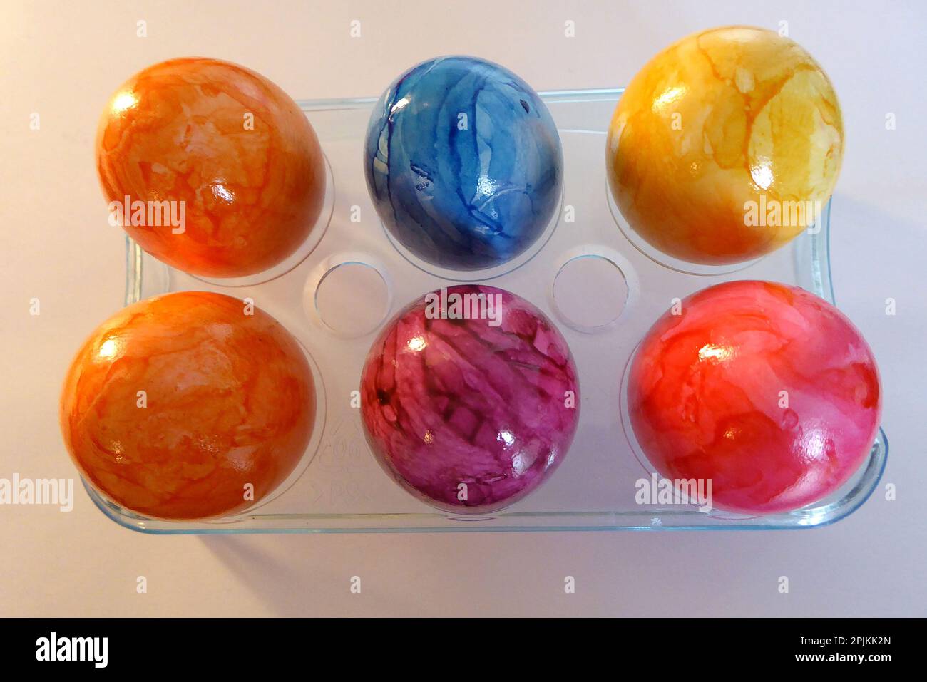 bunte Eier / farbenfroh / bemalt / Ostern / Ostereier egg / eggs / painted / colorful Stock ...