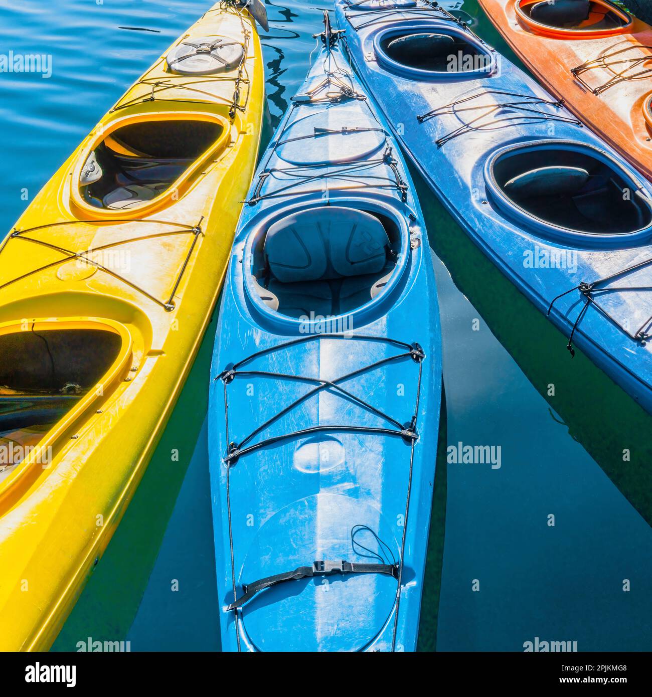 Four kayaks hi-res stock photography and images - Alamy