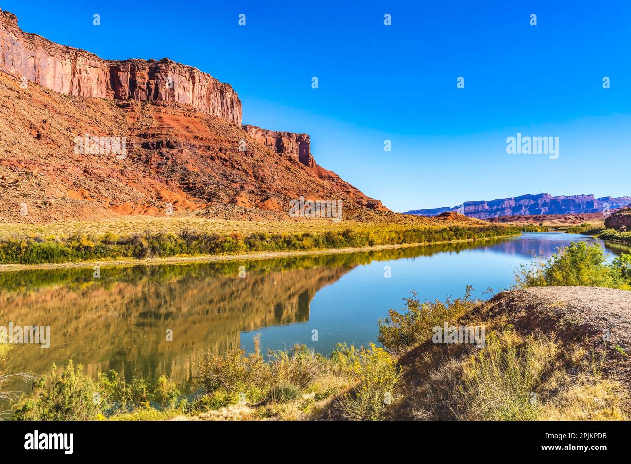 River access hi-res stock photography and images - Alamy