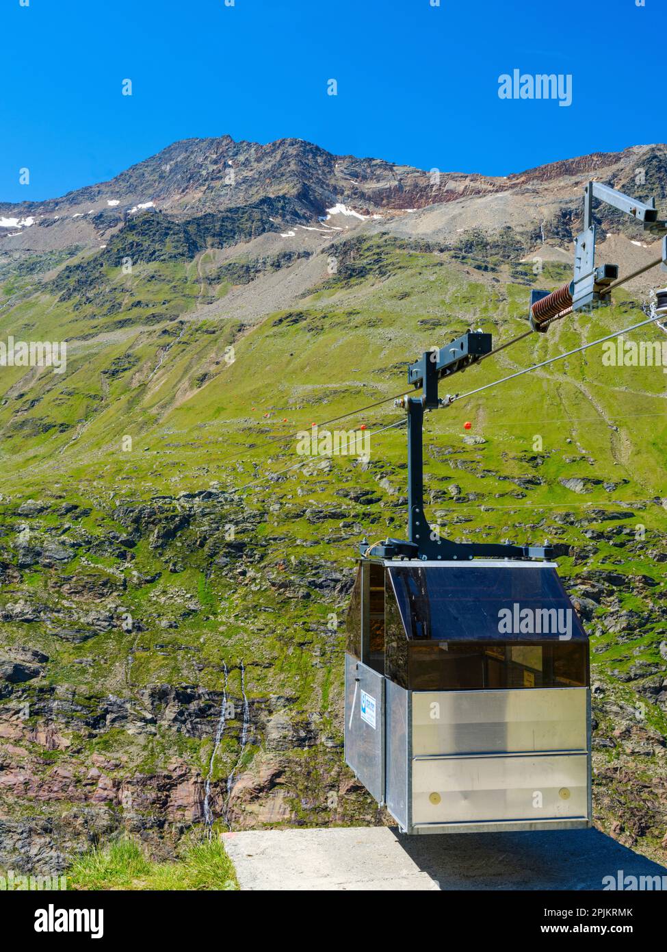 Cable car to mountain hut Ramolhaus.Used to supply the hut. Otztal Alps ...
