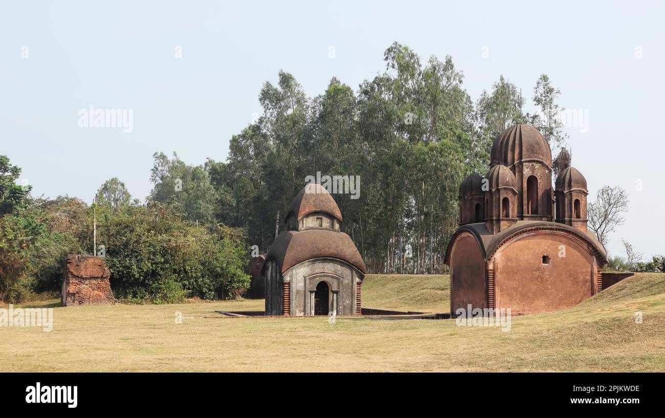 A Small Temple in the Complex of Nabaratna Temple, Pathra, West Bengal ...