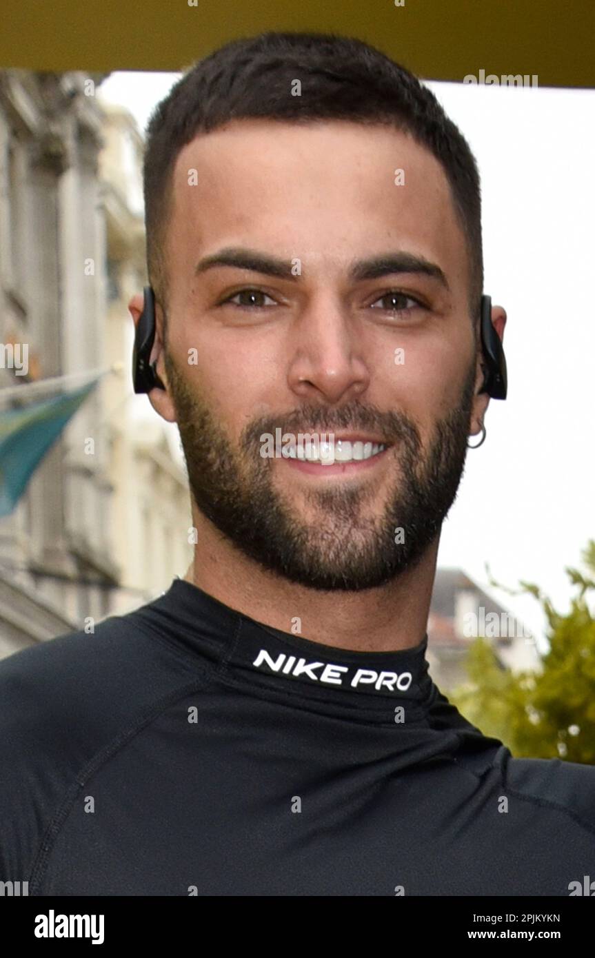 Too hot to handle netflix hi-res stock photography and images - Alamy