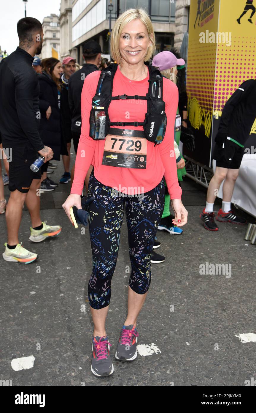 Jenni Falconer at the Start of the 2023 London Landmarks Half Marathon ...