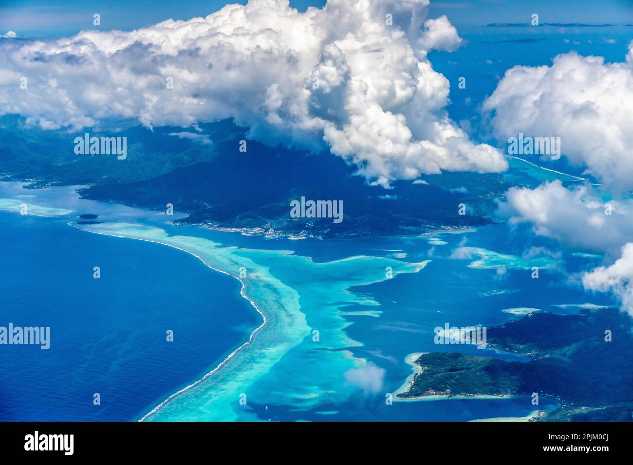 Raiatea mountain hi-res stock photography and images - Alamy