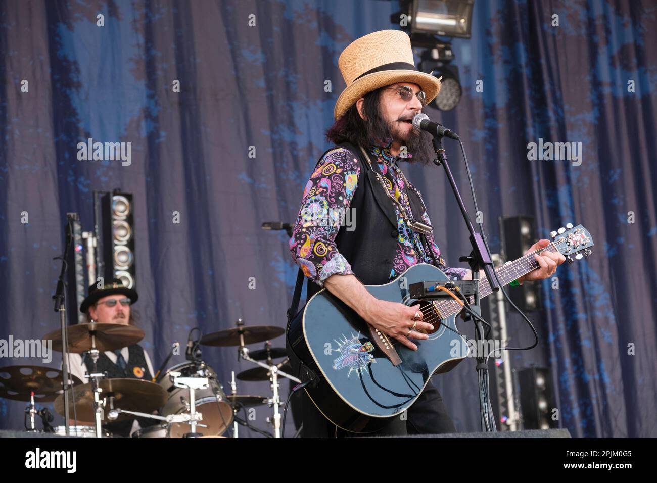 Joziah Longo of The Slambovian Circus of Dreams performs at Fairport's ...
