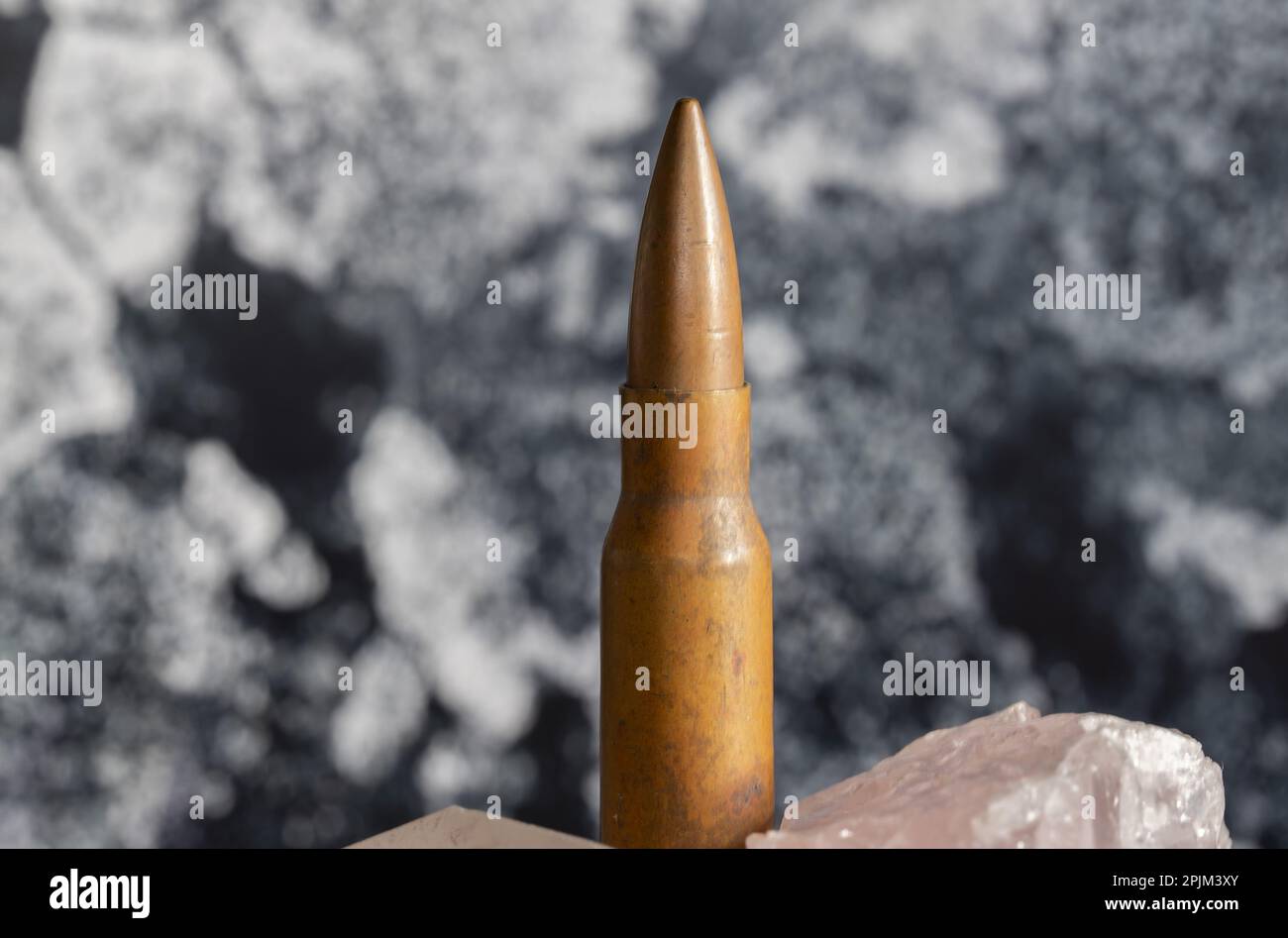 Bullet impact on metal hi-res stock photography and images - Alamy
