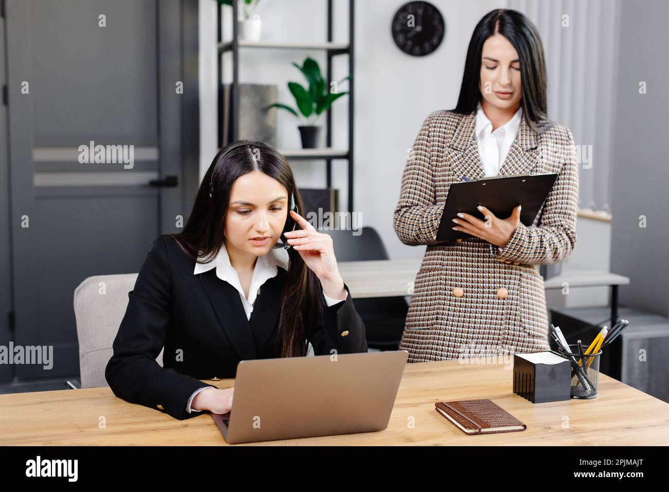 Modern call center office two hi-res stock photography and images - Alamy