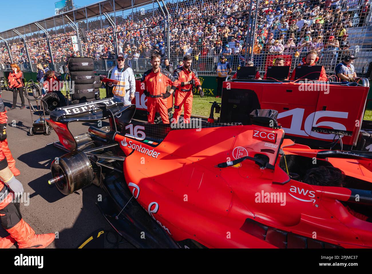 MELBOURNE, AUSTRALIA - APRIL 2: Scuderia Ferrari before race start ...