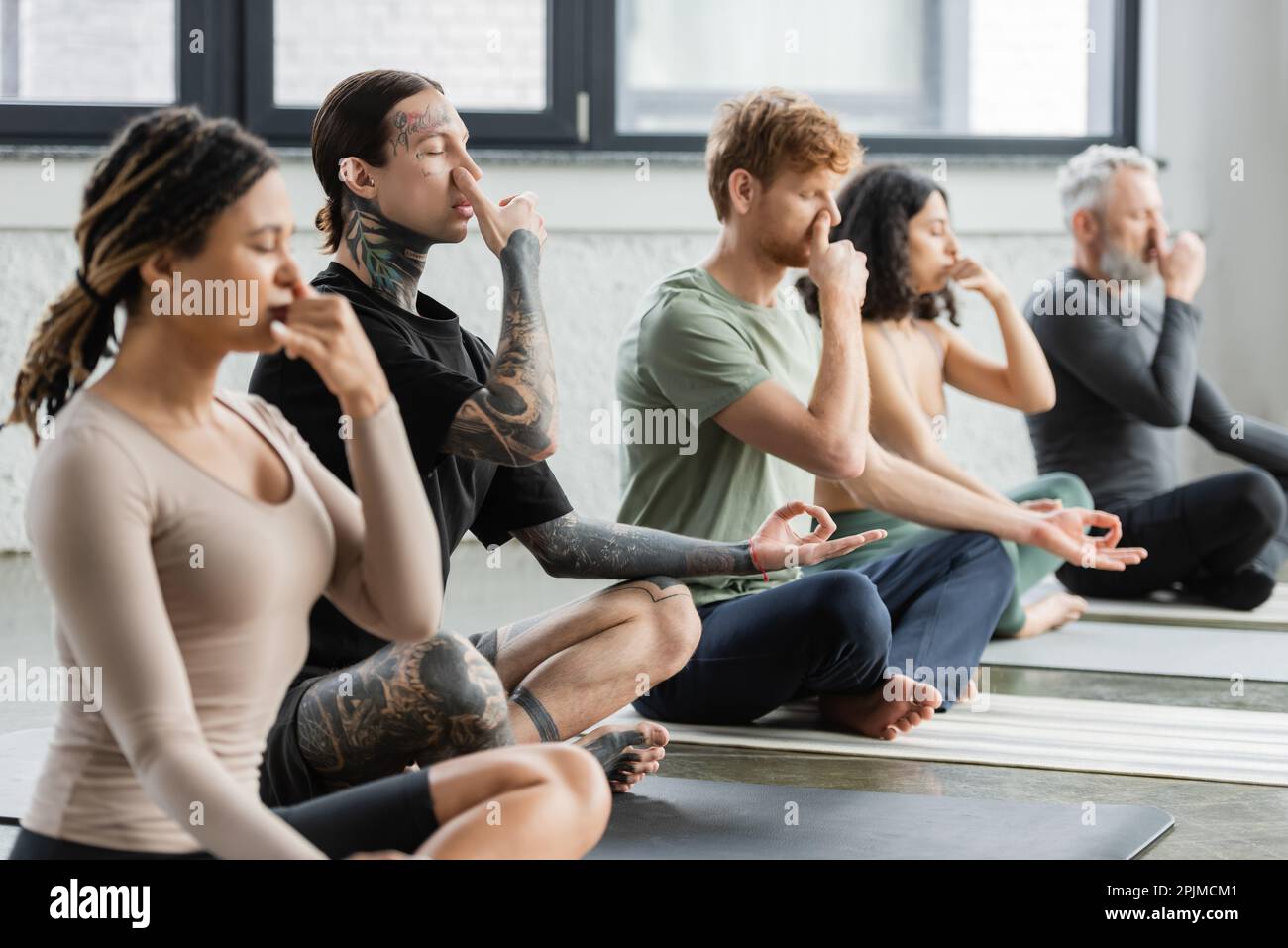 Pranayama mudra hi-res stock photography and images - Alamy