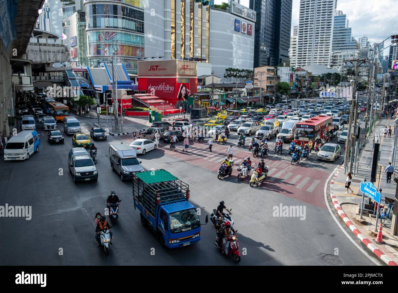 Asoke junction hi-res stock photography and images - Alamy