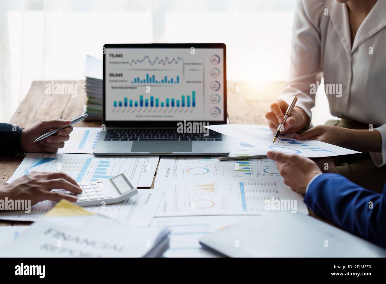 Group of Business People Meeting analysis financial plan, discussion ...