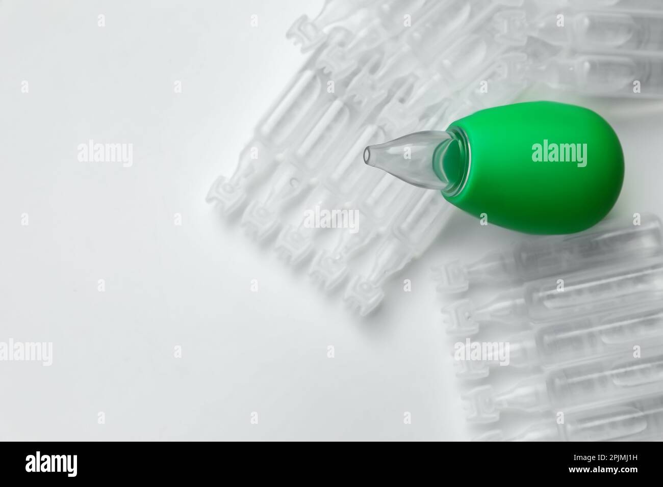 Single dose ampoules of sterile isotonic sea water solution and nasal ...