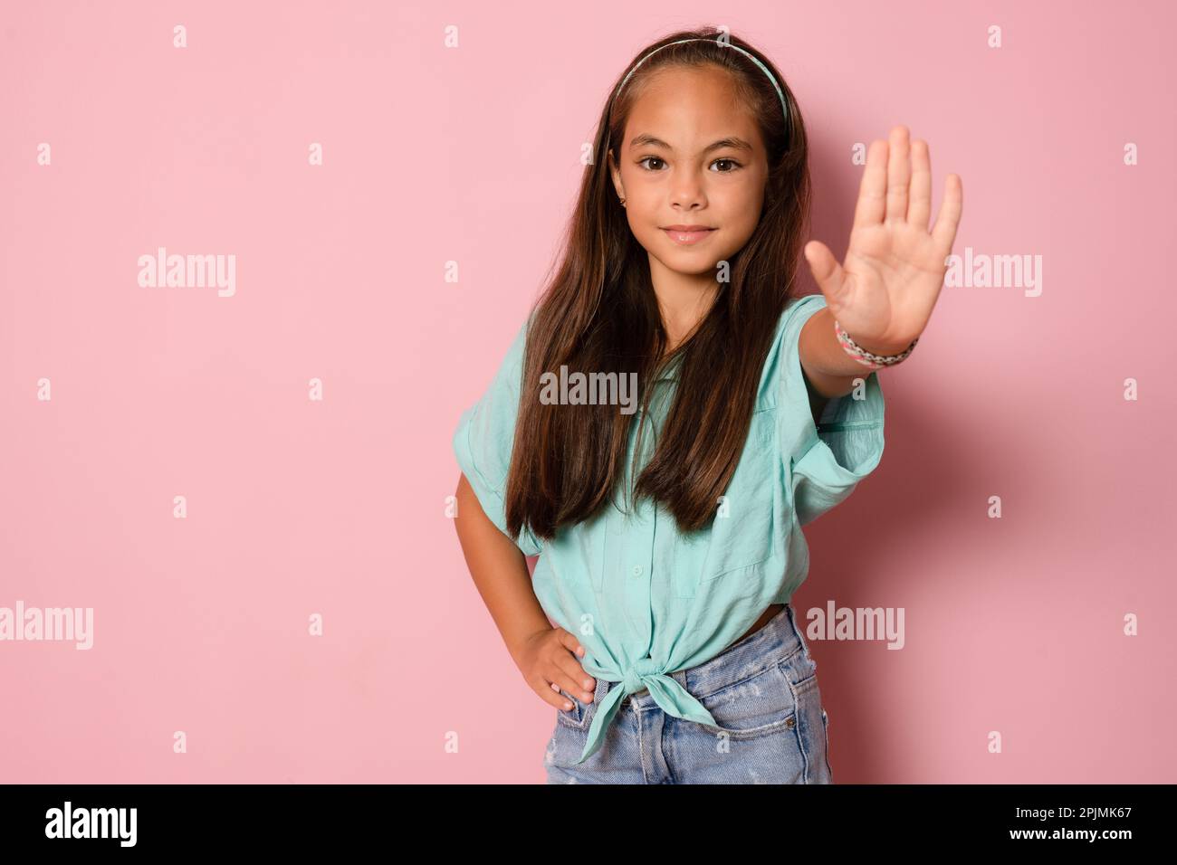 Warning sing hand hi-res stock photography and images - Alamy