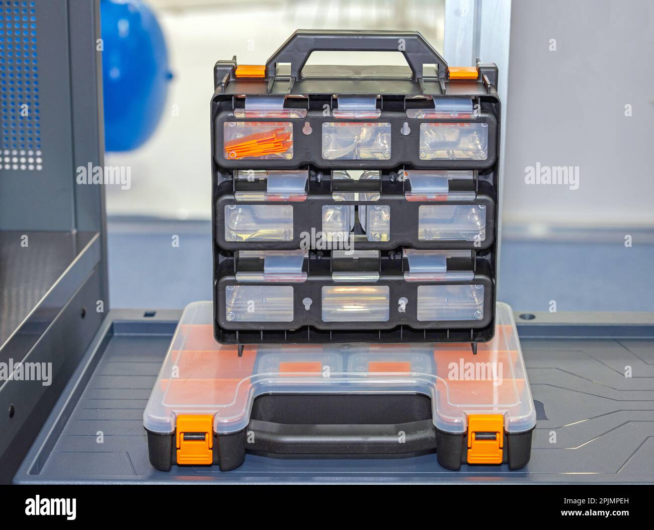 Plastic tote hi-res stock photography and images - Alamy