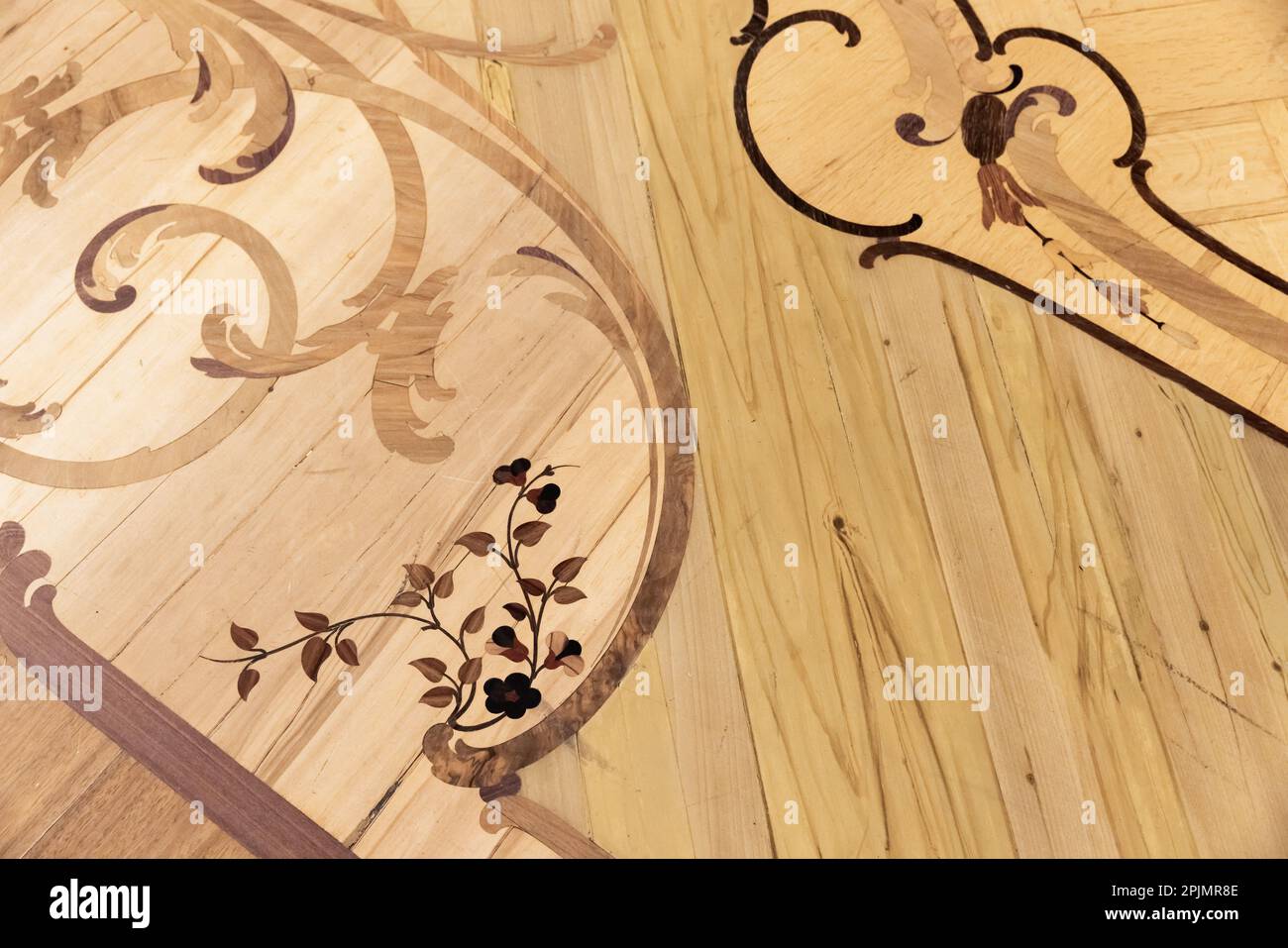 Old luxury wooden parquet with floral inlay pattern. Vintage background ...