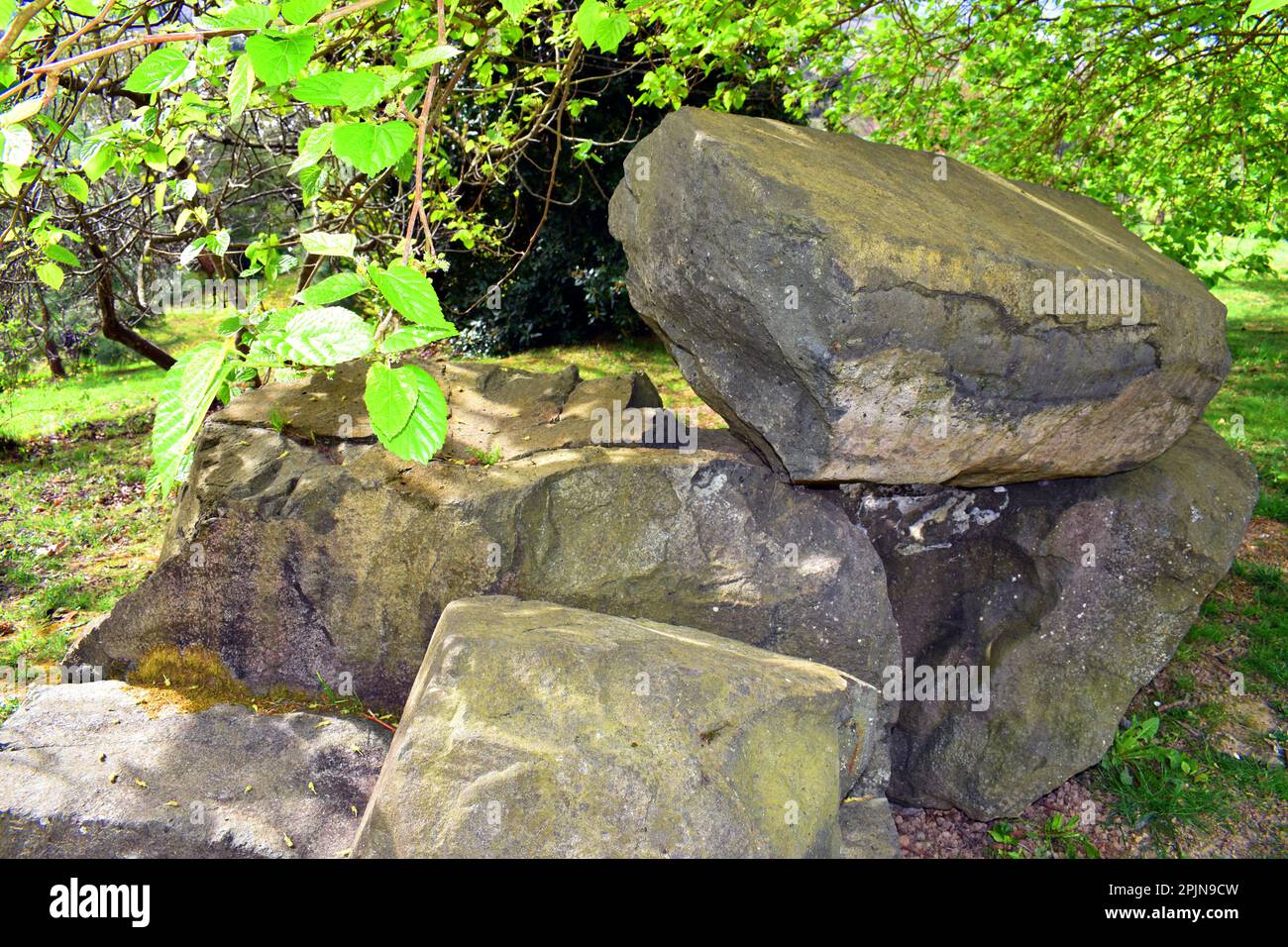 Basalt with columnar joint structure. Cretaceous, Cenomanian. 95 Mya ...