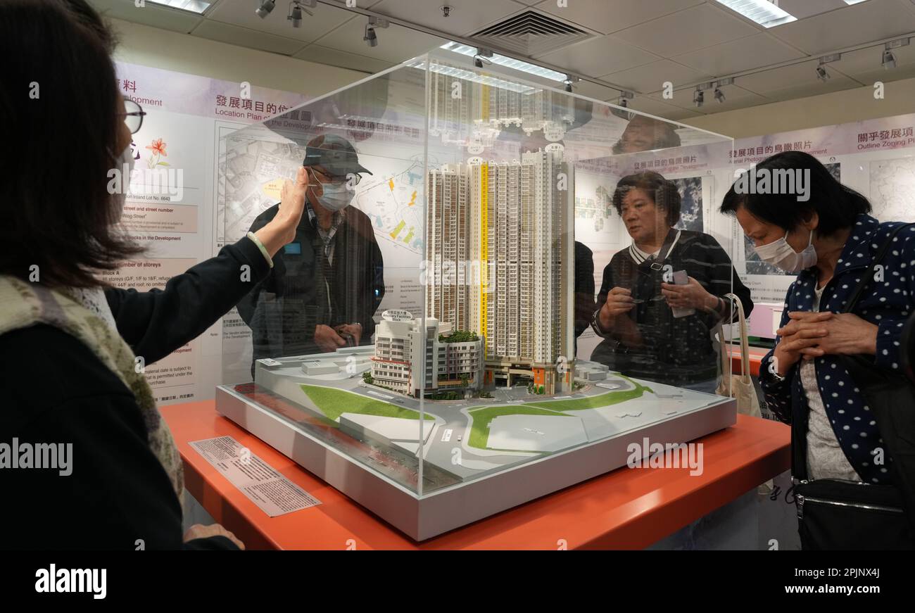 Applicants of Green Form Subsidised Home Ownership Scheme Flats select ...