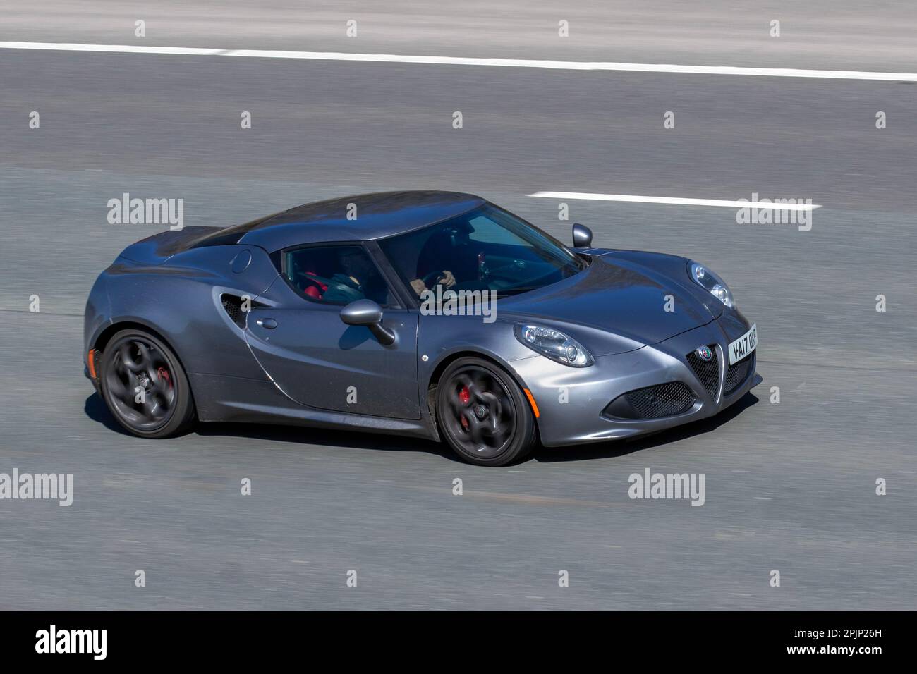 Alfa romeo 4c tbi s a hi-res stock photography and images - Alamy