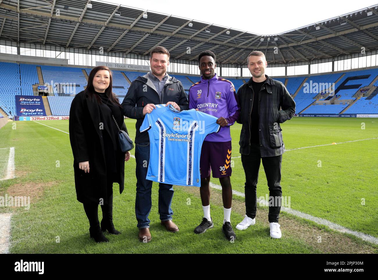 Coventry City's Fabio Tavares with sponsors at Coventry Building ...